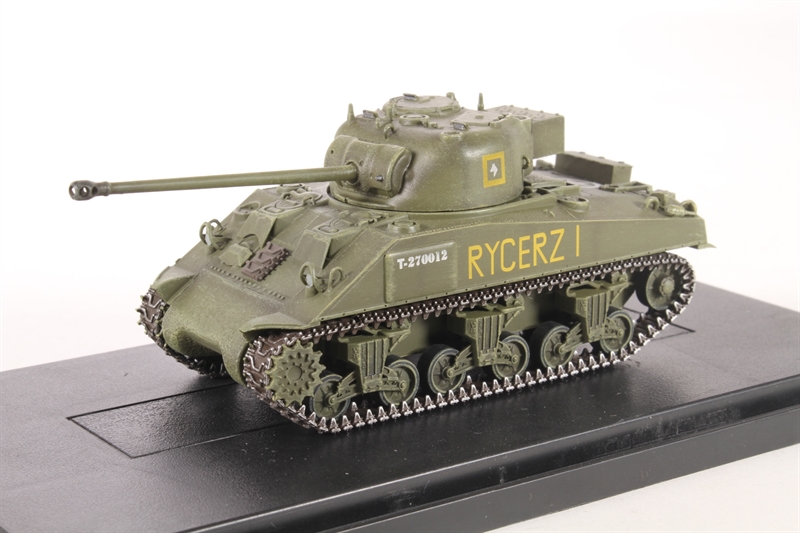 Dragon Armor 60367 Sherman Ic Firefly, 2nd Ad., Italy 1945 - Hattons