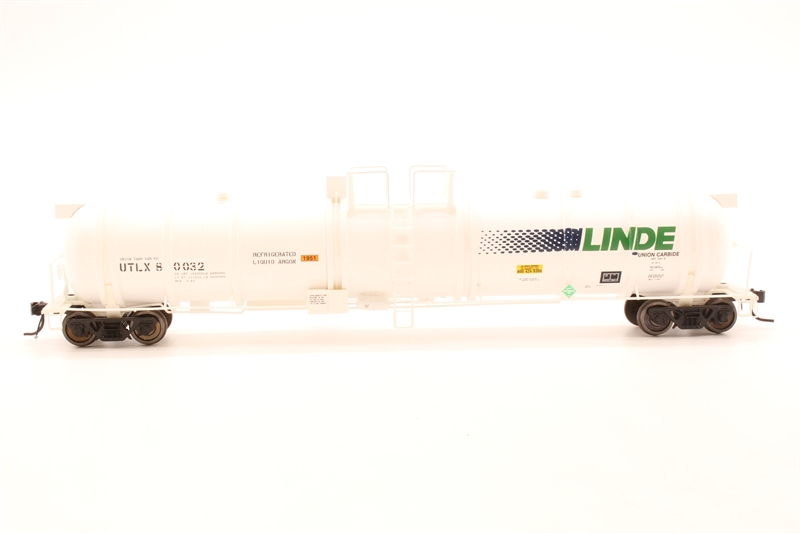 Broadway Limited Imports 6104BLI Cryogenic tank car 'Linde' - pack of two