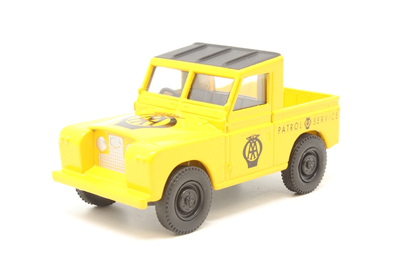 Corgi 61210LRover Land Rover "AA Patrol service" - 'Motoring Memories'
