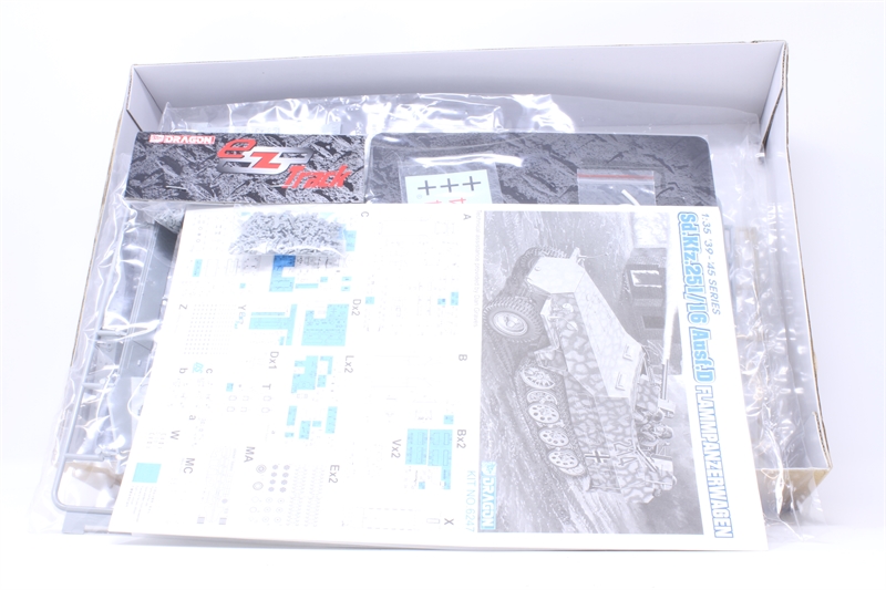 Dragon 6247DRA Sd.Kfz. 251/16 Ausf. D Flammpanzerwagen