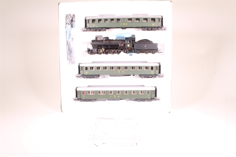 Roco 63010Roco Steam Passenger Train Pack of the SBB, with Class C5/6