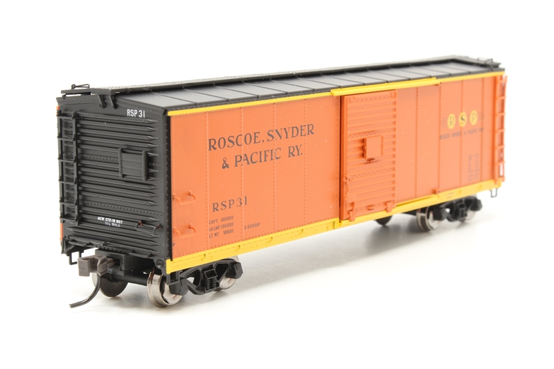 Atlas 6401-1 USRA steel rebuilt boxcar of the Roscoe, Snyder & Pacific