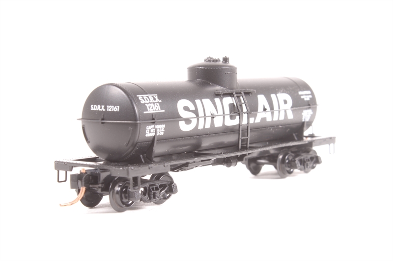 Atlas 65140 Single Riveted Dome Tanker "Sinclair" - Hattons