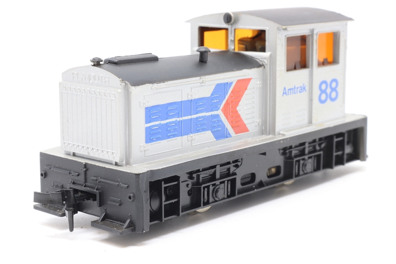Model Power by MRC 6676MOD DDT Plymouth industrial switcher 88 Amtrak ...