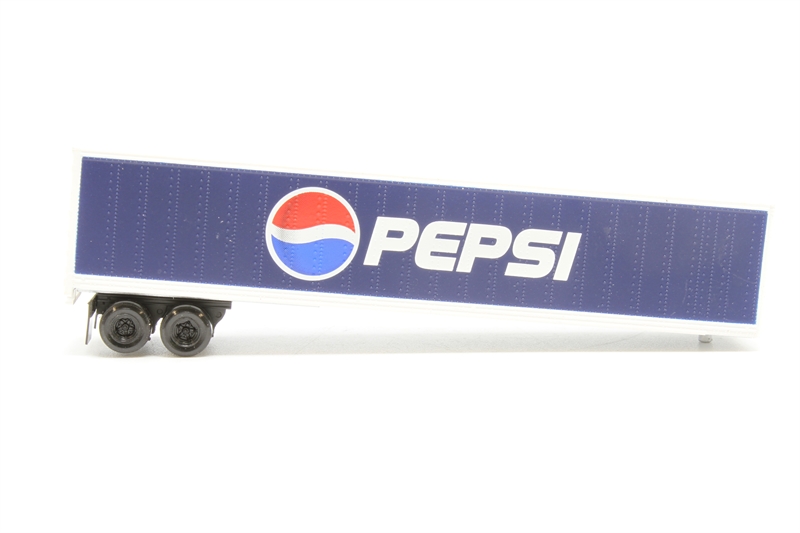 Micro-Trains 68070 48' trailer of the Pepsi-Cola