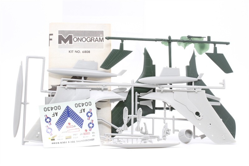 Monogram 6808MON Thunderchief F-105