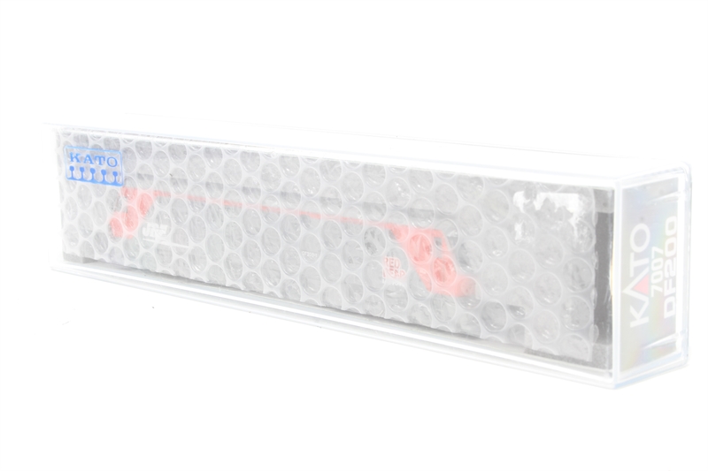 Kato 7007-2 Class DF 200-1 'Red Bear' in red & grey of the JRF