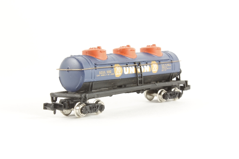 Bachmann USA 70150BAC 42' three dome tank car - 'Union' - Hattons