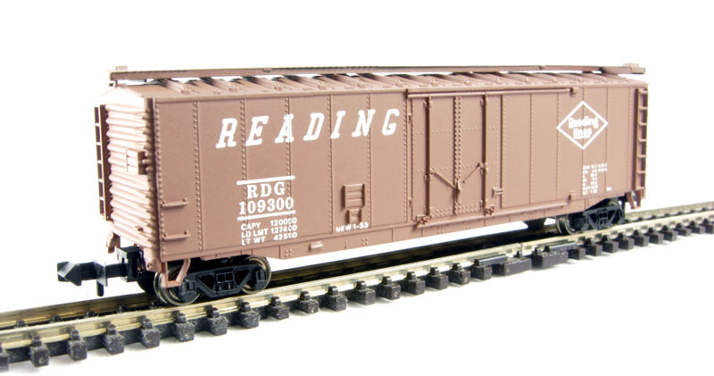 Bachmann USA 71060BAC 50' plug door boxcar of the Reading Railway ...