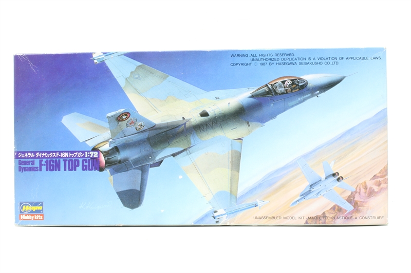 Hasegawa Hobby Kits 718HAS General Dynamics F-16N - Top Gun