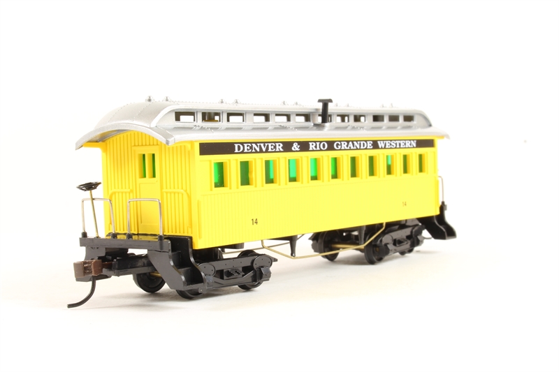 Mantua 719008 1890 Wooden Passenger Car #14 of the Denver & Rio Grande
