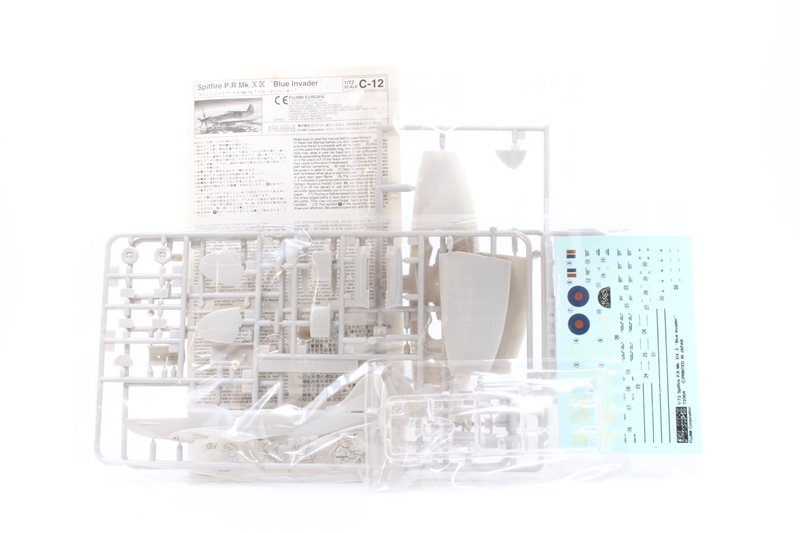 Fujimi 72004FUJ Spitfire P.R.Mk.19 Blue Invader - Hattons