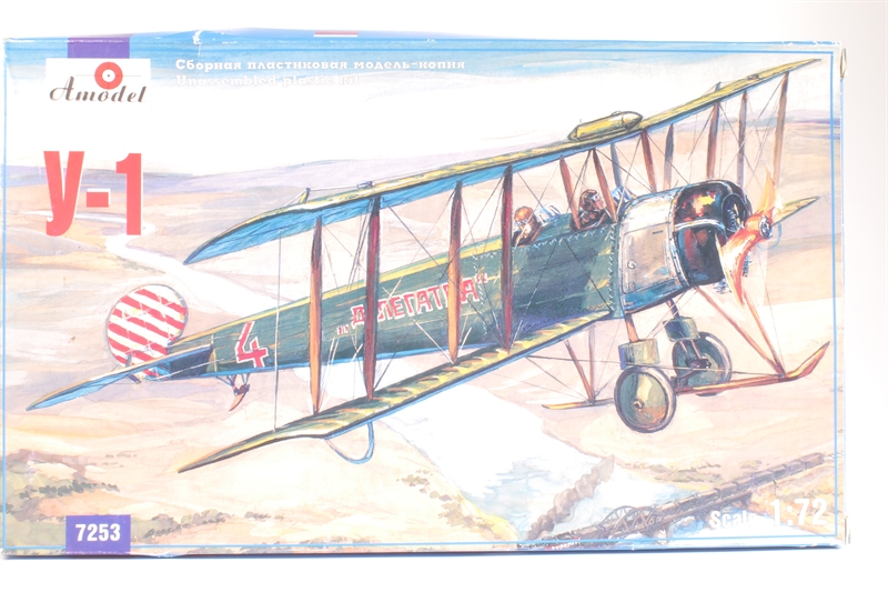 Amodel 7253AM U-1 Soviet Bi-Plane Fighter