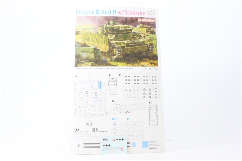 Dragon 7323DRA Pz.Kpfw III Ausf.M with Shurzen