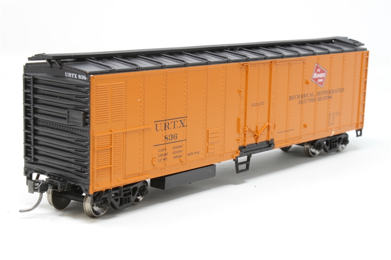 Athearn 75466 50' mechanical reefer car 'Milwaukee Road'
