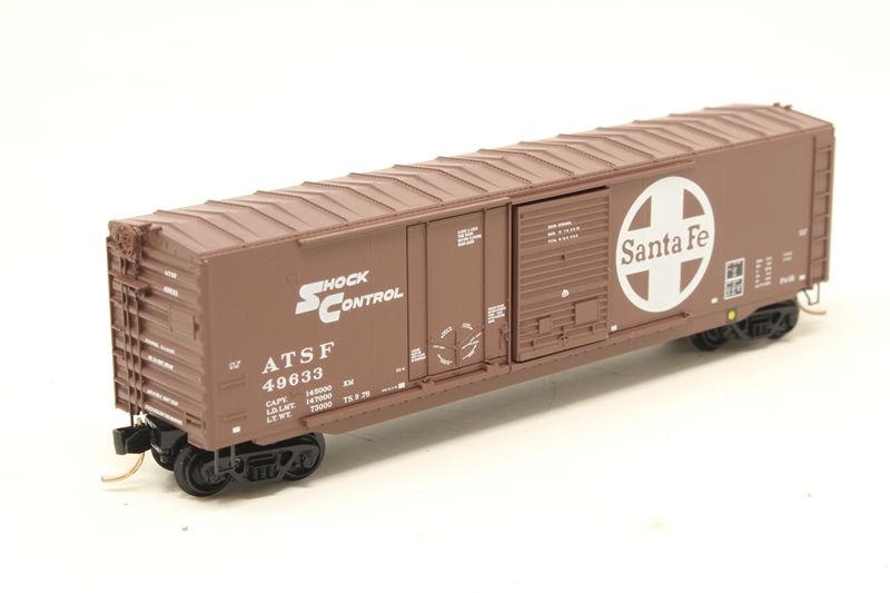 Micro-Trains 76030-49633 50' steel combo door no roofwalk boxcar of the - Hattons