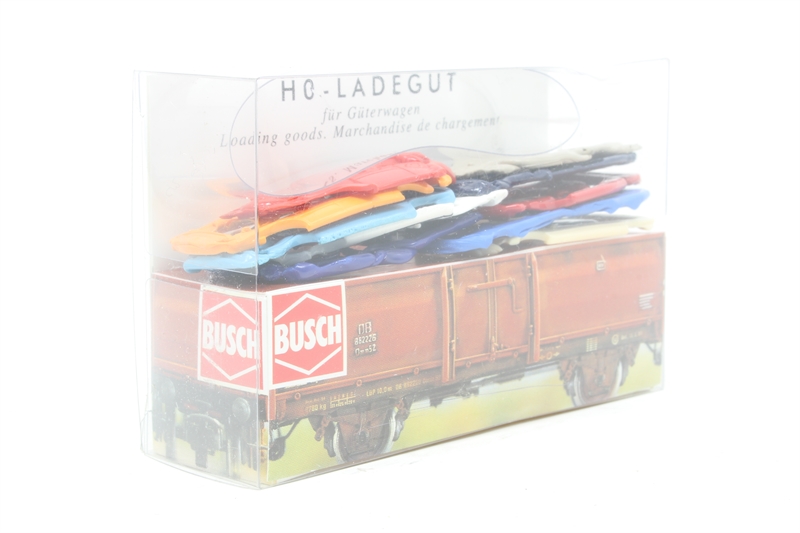 Busch 7605BUS Wagon Load - Crushed Cars - Hattons