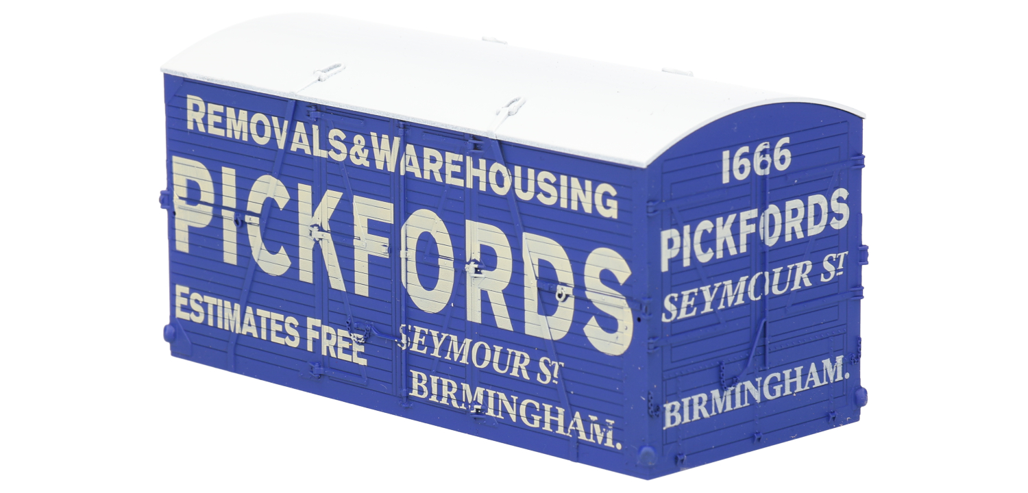 Dapol 7F-037-014 Conflat container in "Pickfords, Birmingham" blue
