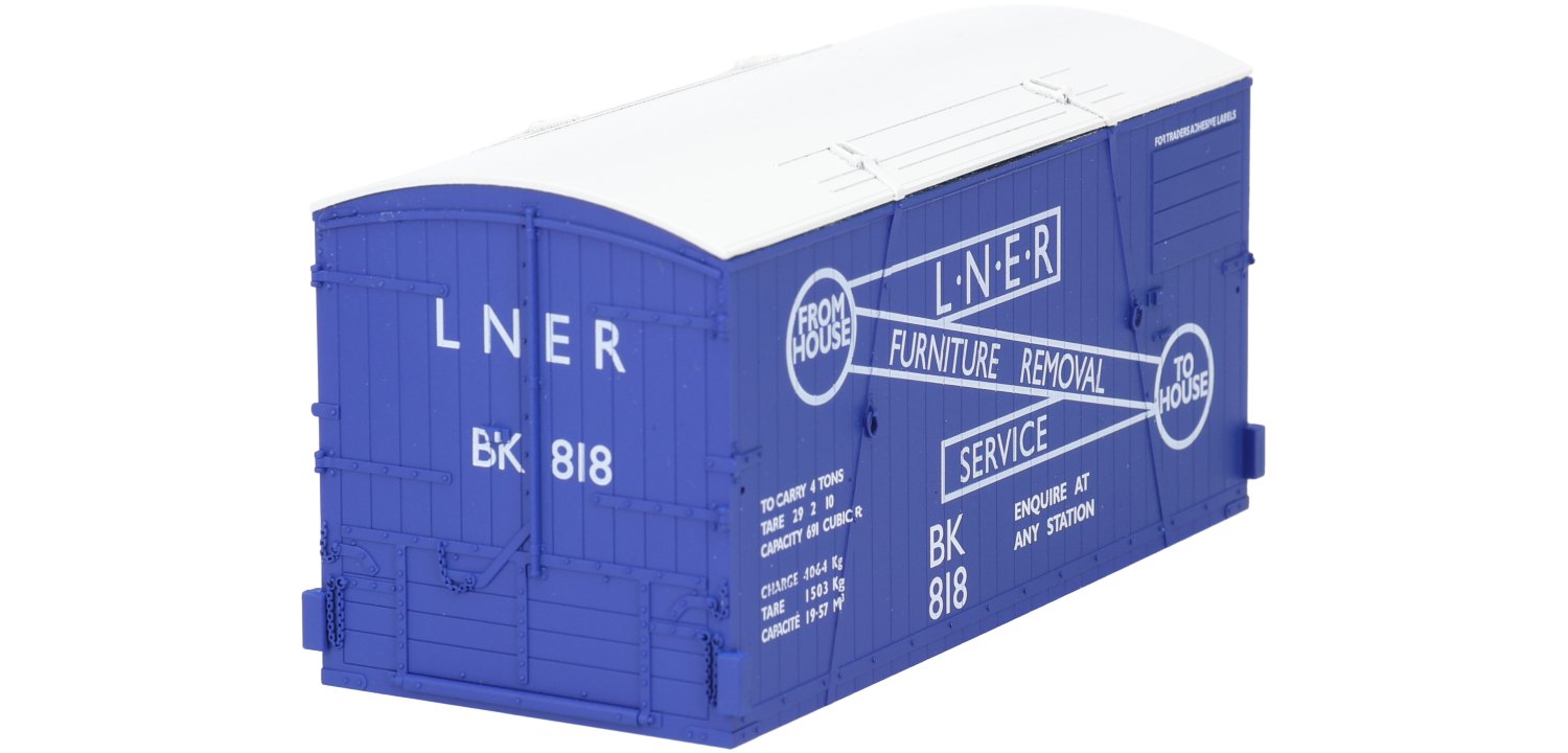 Dapol 7F-037-015 Conflat container in LNER 'Furniture Removal Service'