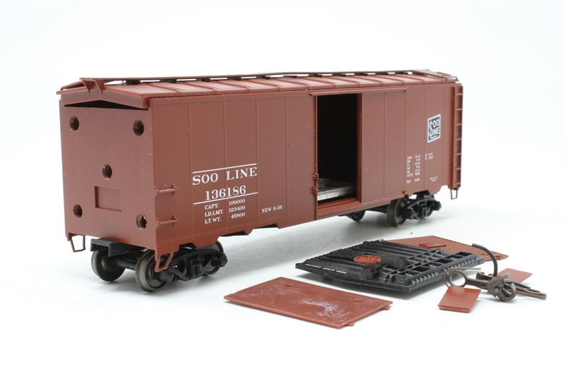 Yardmaster 8041YAR 40' AAR Boxcar 136002 of the SOO Line
