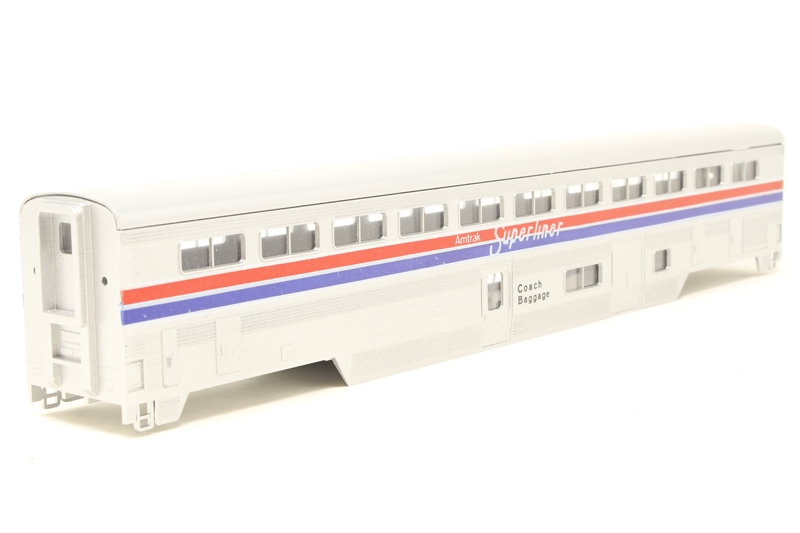Con-Cor 821CON Amtrak superline coach baggage car kit