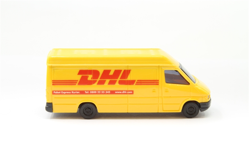 Busch 8304BUH Mercedes Sprinter Vans DHl & FedEx - Hattons