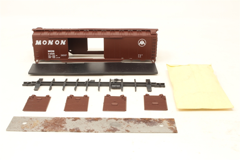 Athearn 832ATH 50' Double door boxcar 1455 of the Monon Railroad