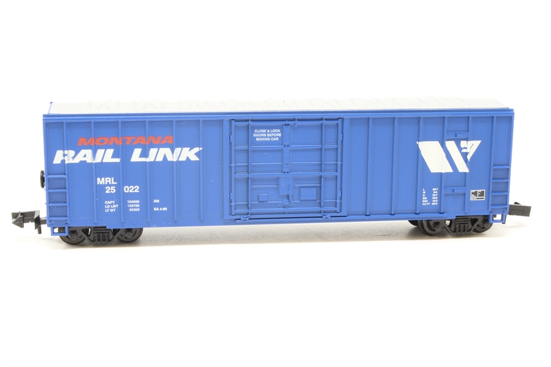 Roundhouse Products 83605-25022 50' FMC plug door boxcar - Hattons