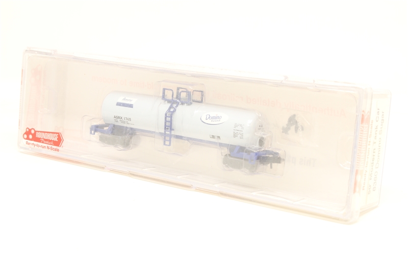 Roundhouse Products 8380RH Single Dome Bogie Tank Car - 'Domino Sugar'