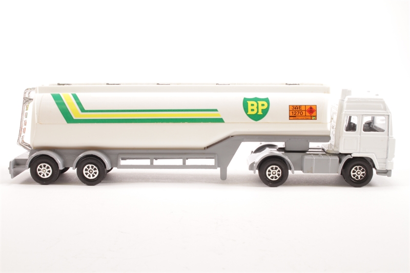 Corgi 8541COR Seddon Atkinson Tanker - 'BP' - Hattons