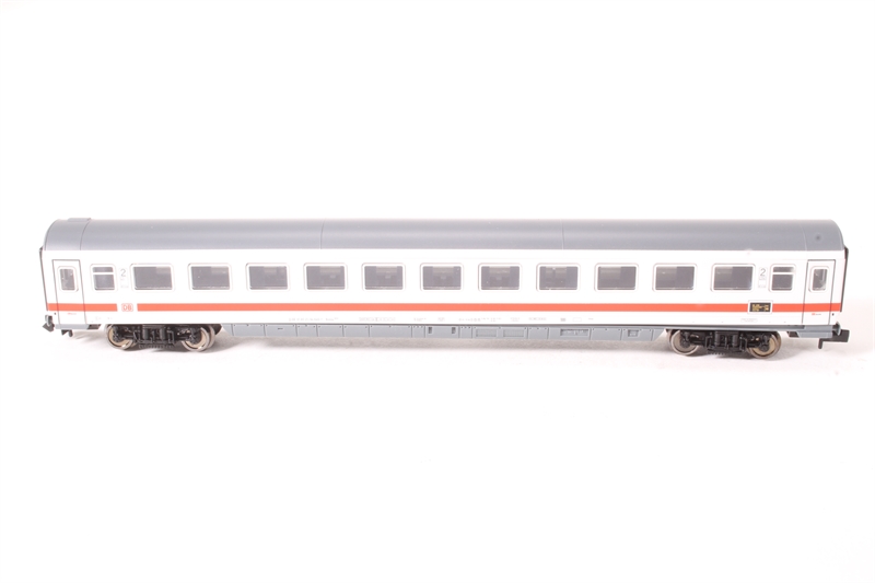 Fleischmann 861302 IC / EC 2nd Class Compartment Coach of DB AG, Epoch VI