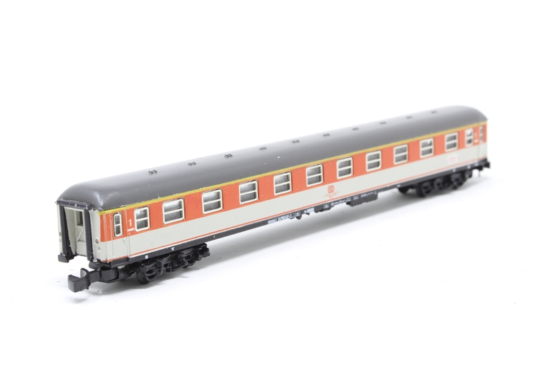 Marklin 8725 TEE 1st Class Open Coach of the DB - Hattons