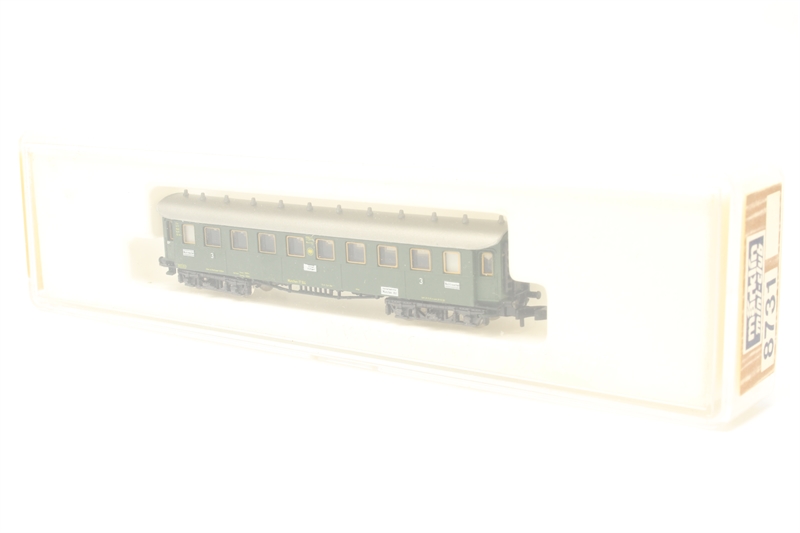 Marklin 8731Marklin 3rd Class Passenger Coach of the German DRG Epoch II