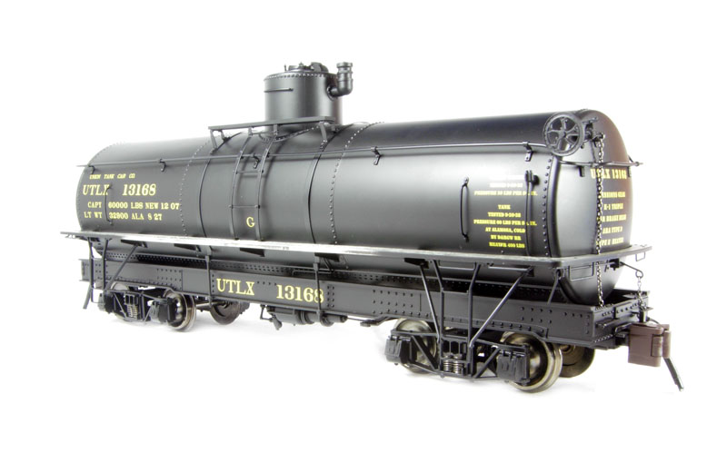 Bachmann USA 88196BAC American Framed tank car in "UTLX" - Hattons