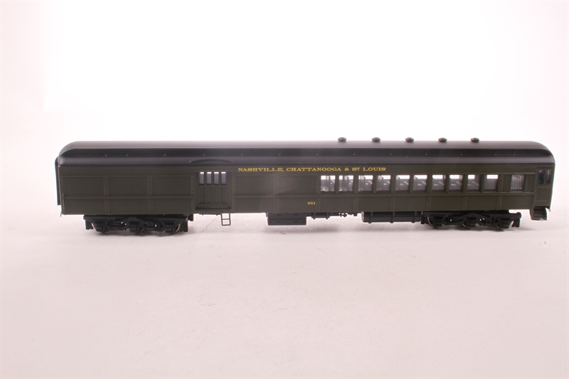 Bachmann USA 89431BAC Heavyweight Combine Car in NC&StL - Hattons