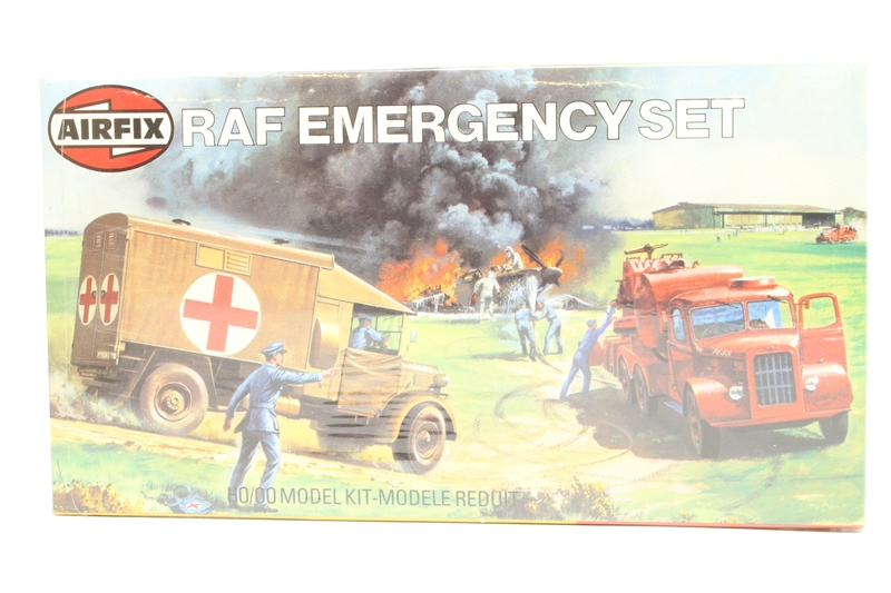 Airfix 9-02304 RAF Emergency Set with Austin K2 Ambulance and Austin K6