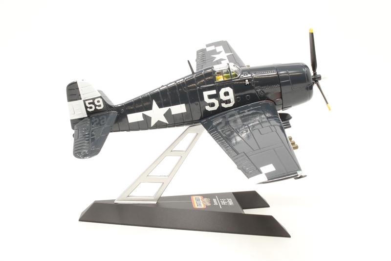 Matchbox 92101MB Grumman F6F-5 Hellcat
