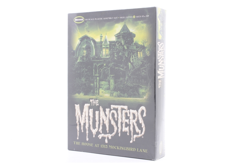 Moebius Models 929MOE The House at 1313 Mockingbird Lane - The Munsters ...