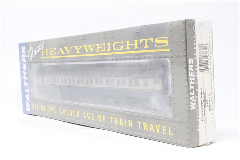 Walthers 932-10110 Pullman-built Heavyweight paired window - Hattons