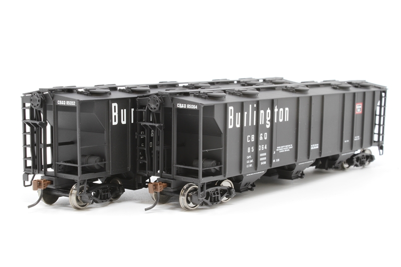 Walthers 932-27952 PS-2 2893 cu. ft. covered hopper of the Chicago ...