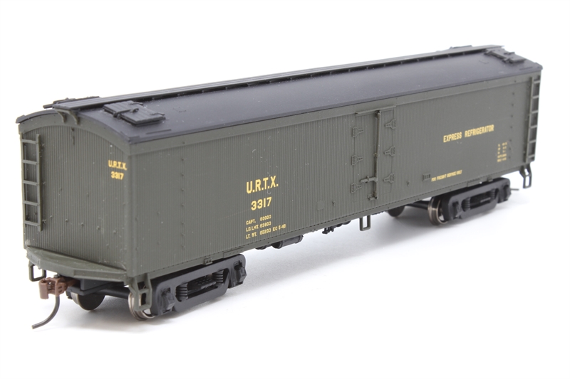 Walthers 932-5495 50' wooden reefer #3317 'URTX'