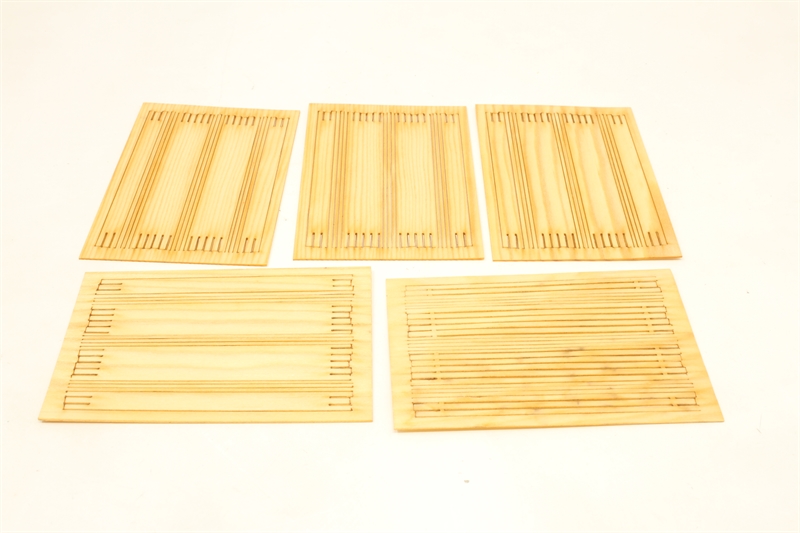 Walthers 949-4132 Stack of wood boards kit - Hattons