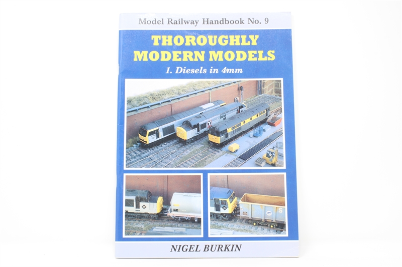 Irwell Press 978-1871608854 Thoroughly Modern Models 1: Diesels in 4mm
