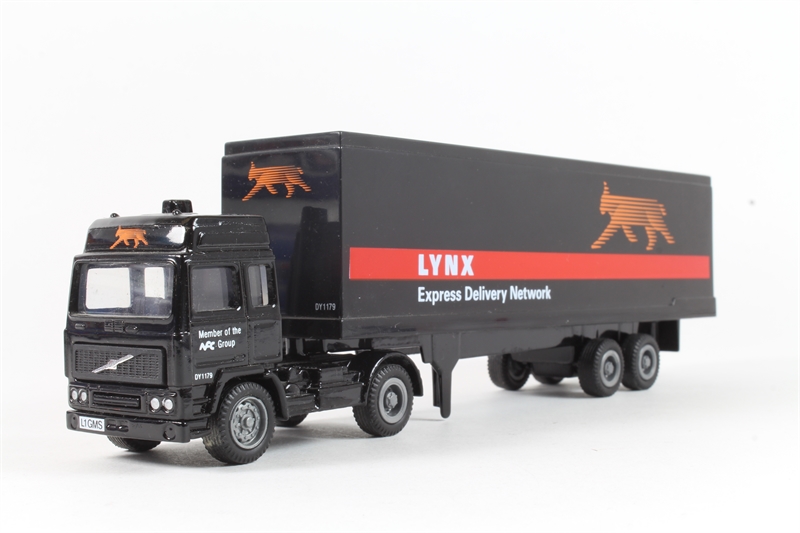 Corgi 98307 Volvo Container Van 'Lynx Express Delivery' - Hattons