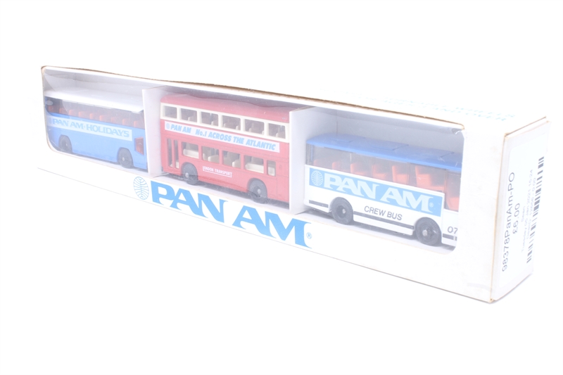 Lledo 98378PanAm Set of three buses - 'Pan Am'