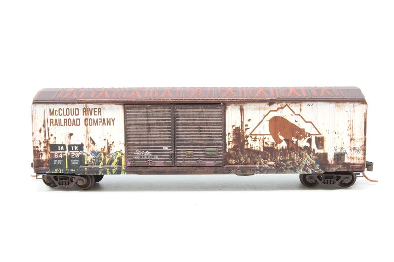 Micro-Trains 99305400 50' steel rib double sliding door no - Hattons