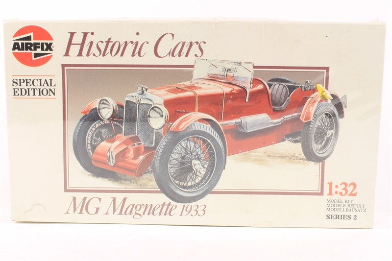 Airfix A02452 MG Magnette 1933 - Hattons