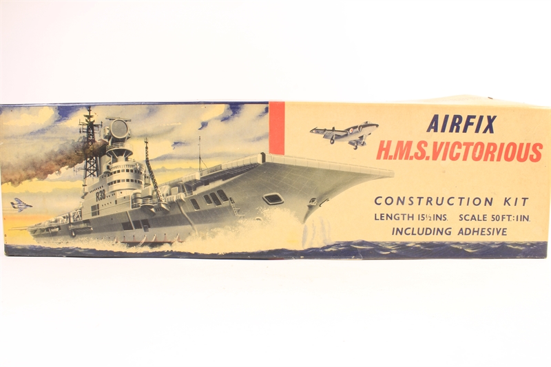 Airfix A02601 Foot Bridge Kit - Hattons