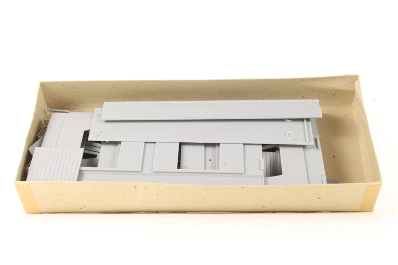 Airfix A02608 Engine Shed