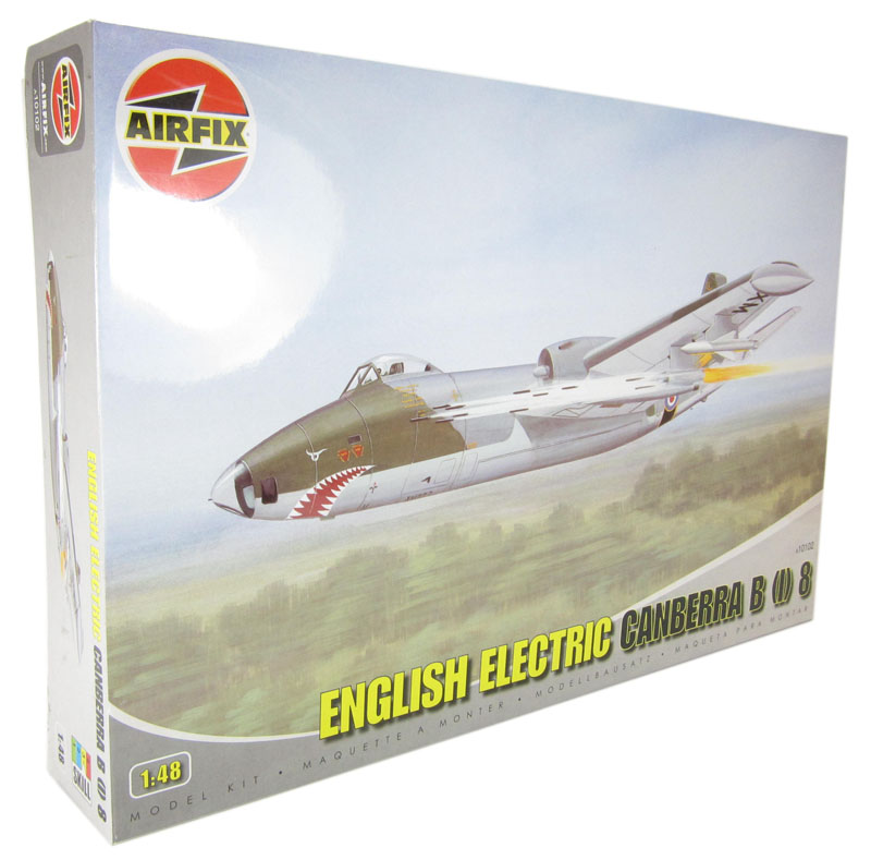 Airfix A10102 English Electric Canberra B(I)8 with RAF, RNZAF and SAAF - Hattons